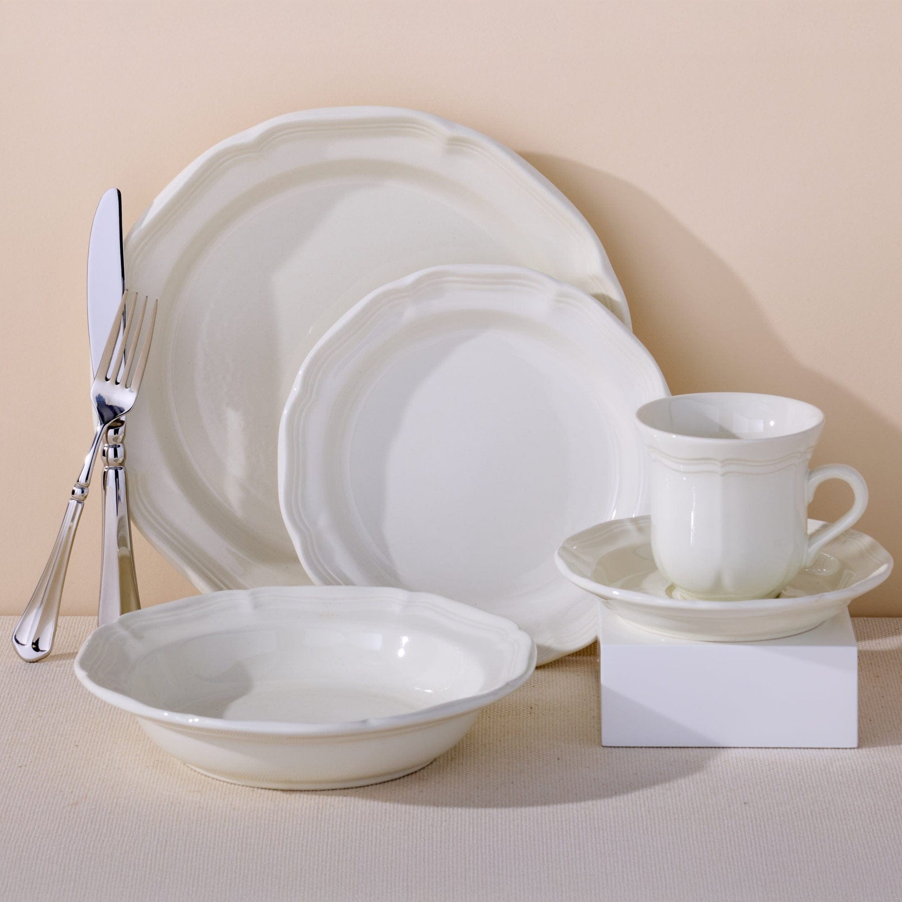 French Countryside® 40 Piece Dinnerware Set, Service for 8