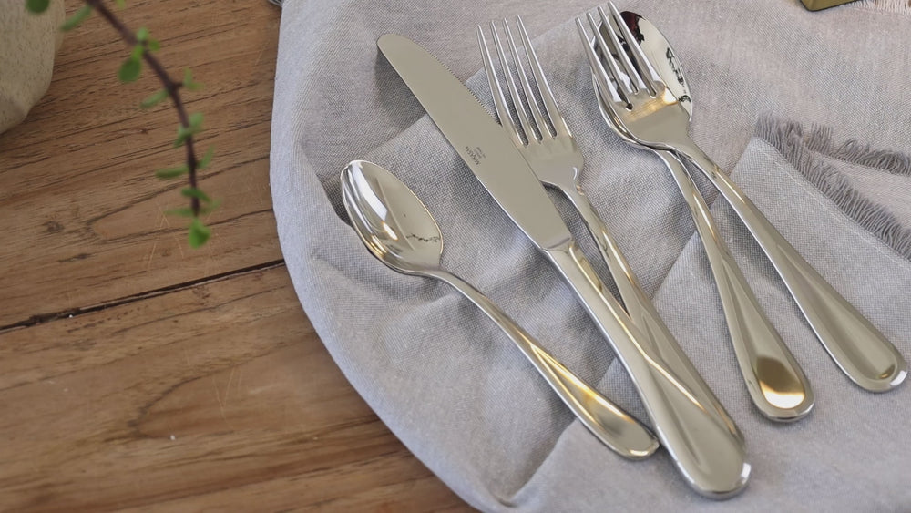 Contessina 20 Piece Flatware Set, Service for 4