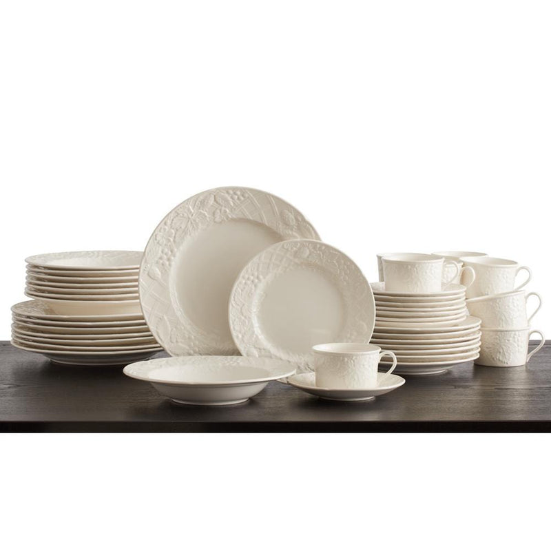 English Countryside® 40 Piece Dinnerware Set, Service for 8